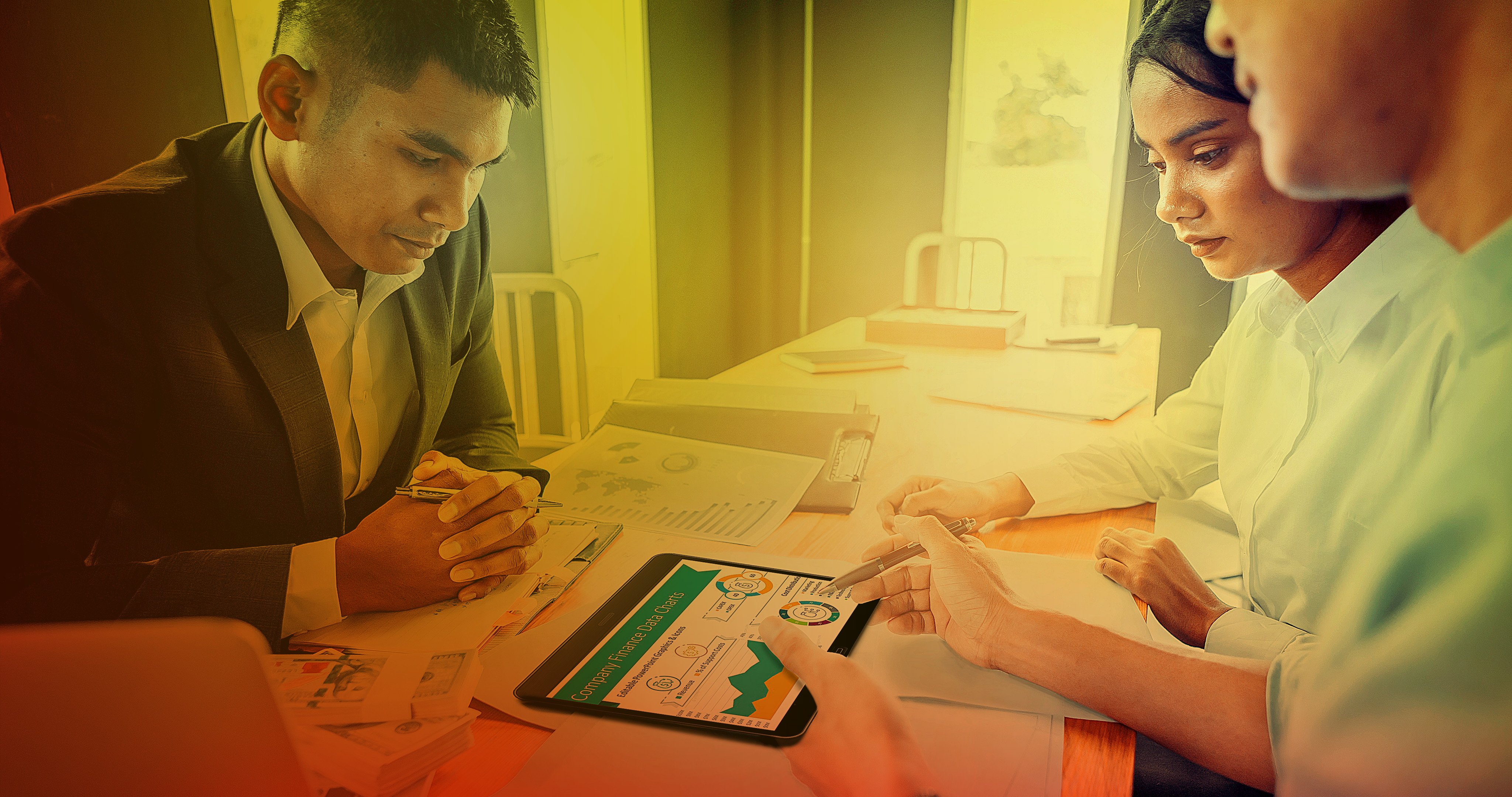 Effective Derivatives Risk Management with Value at Risk Models
