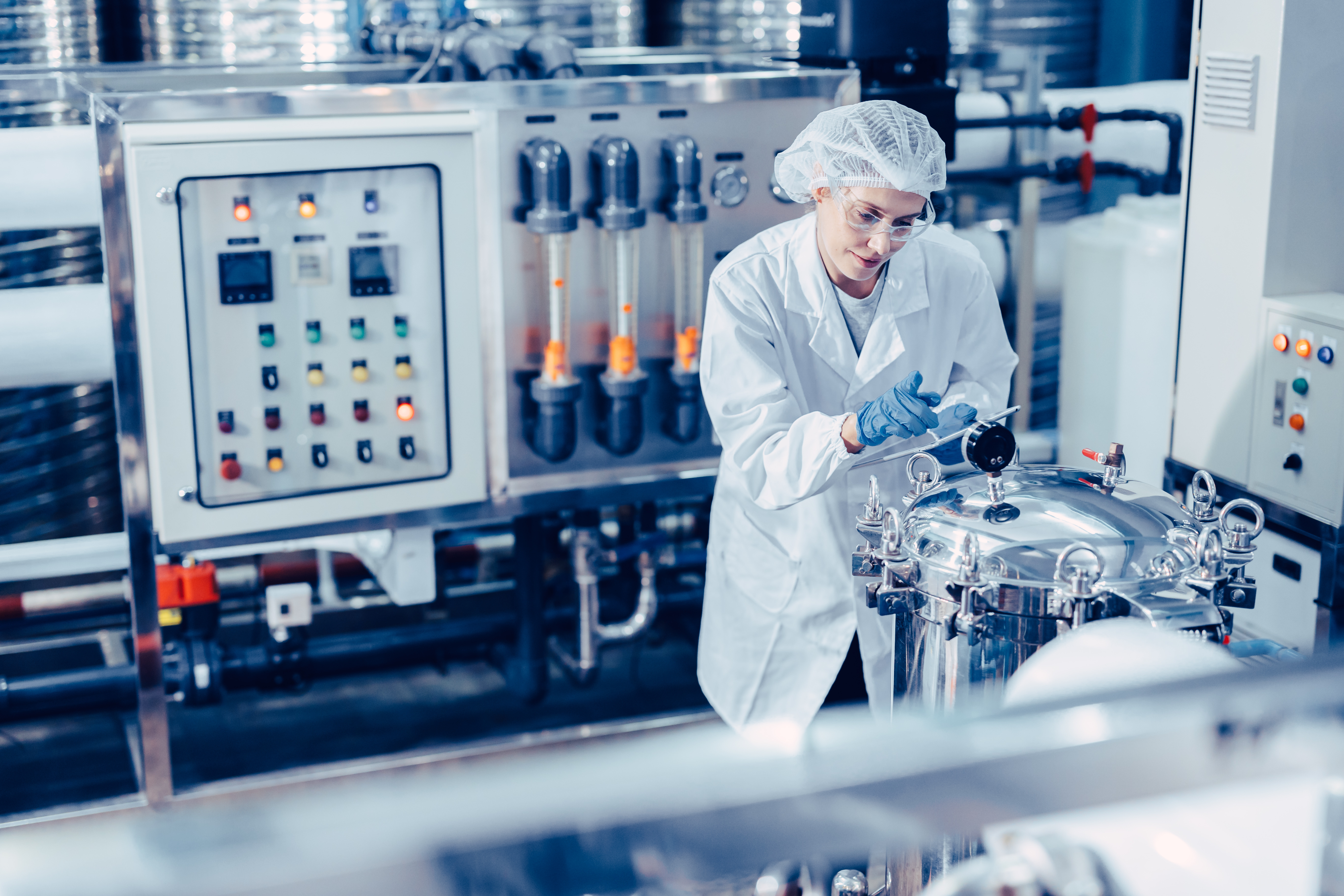 Digitally-enabled Sustainability in the Chemical Industry