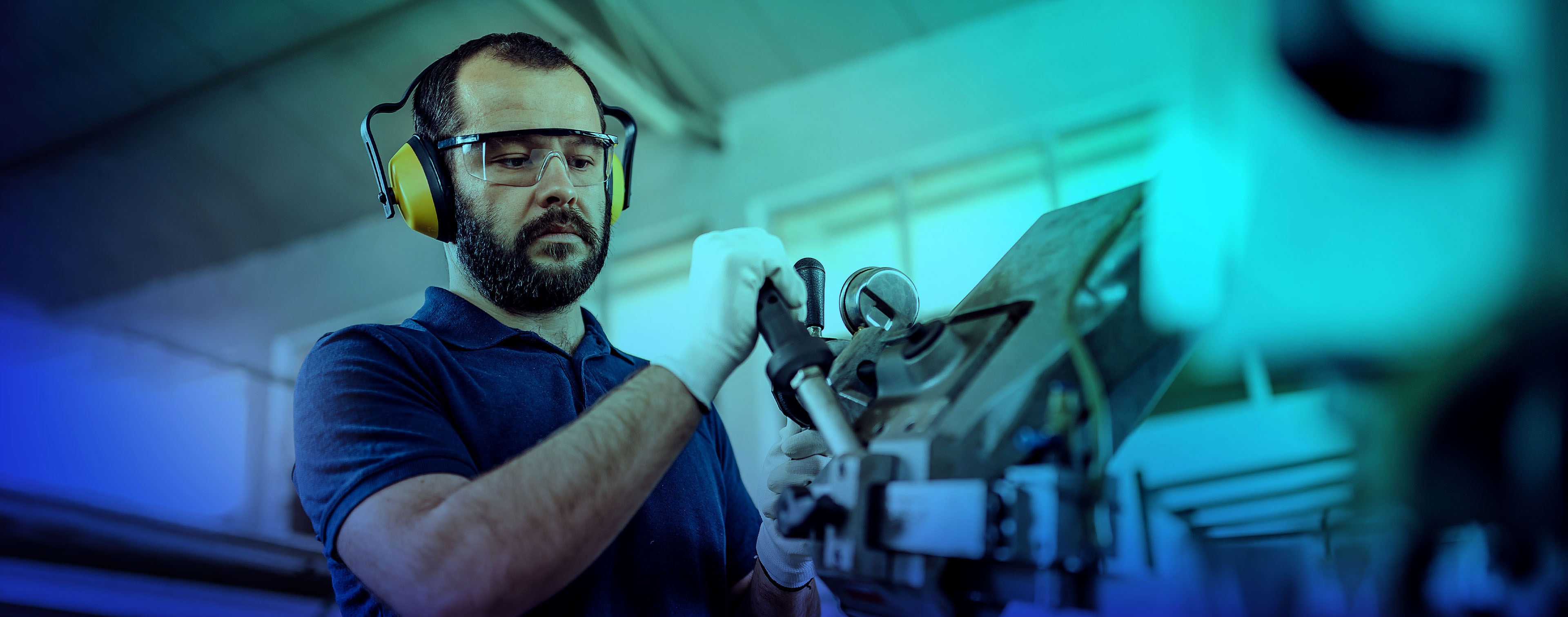 Enabling Effective Lab Management with a Data-driven Approach