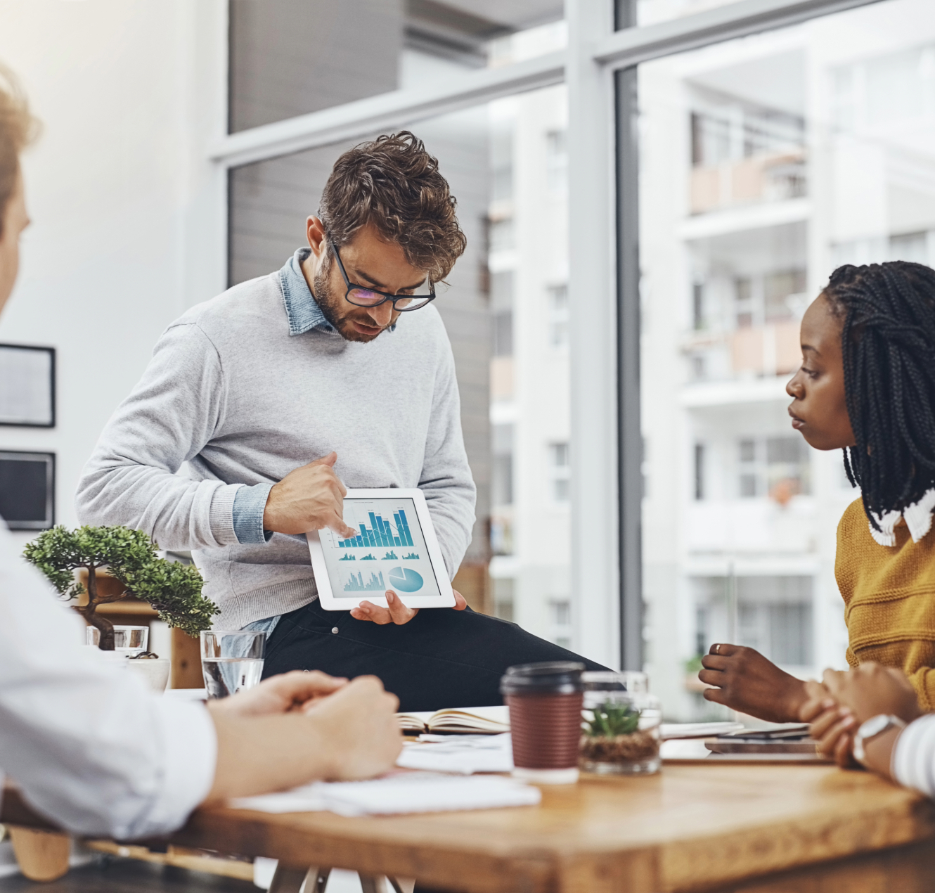 Touchless Operations: How AI in Banking Transforms Back Office Ops