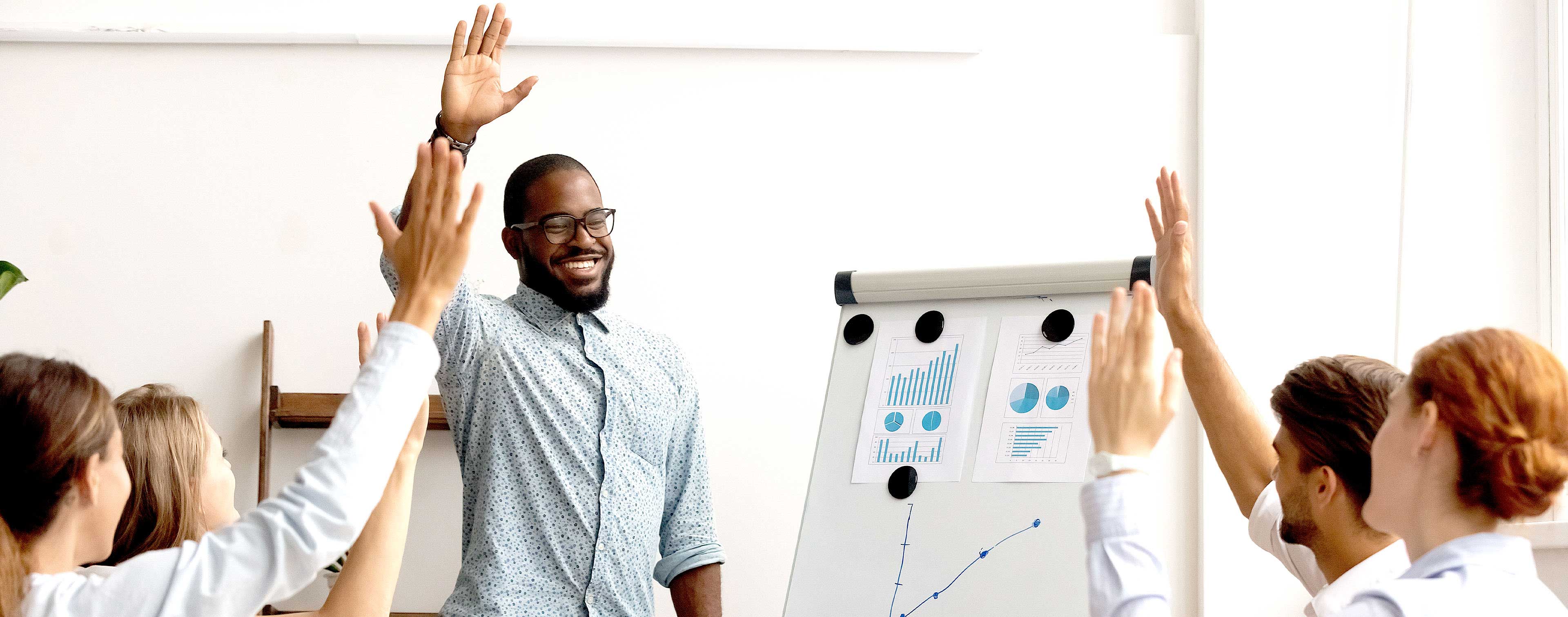 Drive Teams Collaboration in the Workplace with Smart Meeting